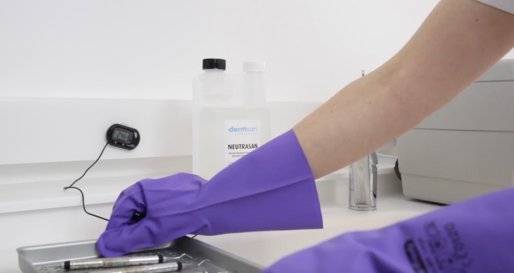 A complete guide to decontamination in one day | Dentisan